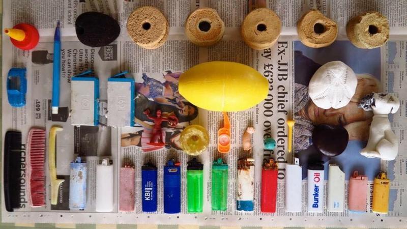 HP cartridges wash up around UK and Europe after spill - BBC News