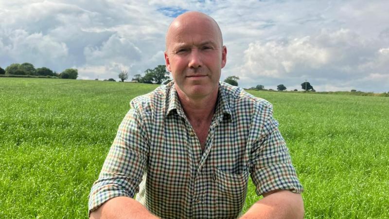 Nuneaton braced for battle with Labour over housing - BBC News