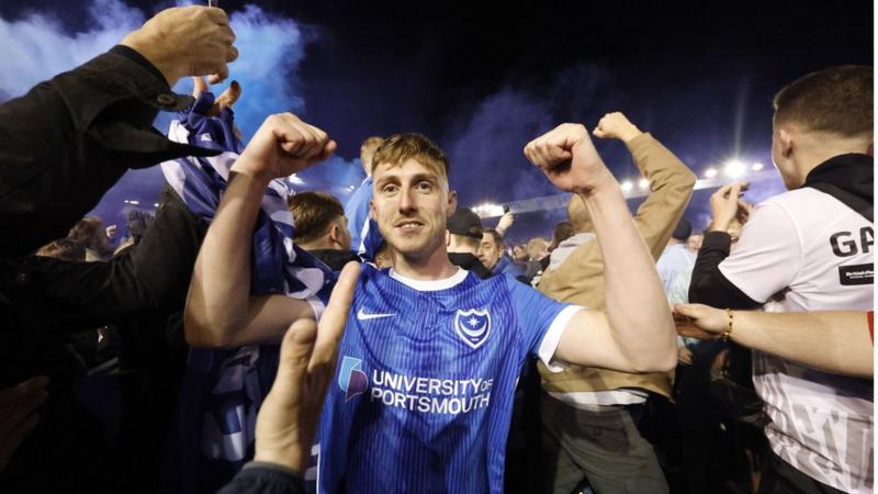 Portsmouth FC promotion: 'It gives the buzz back' - BBC News