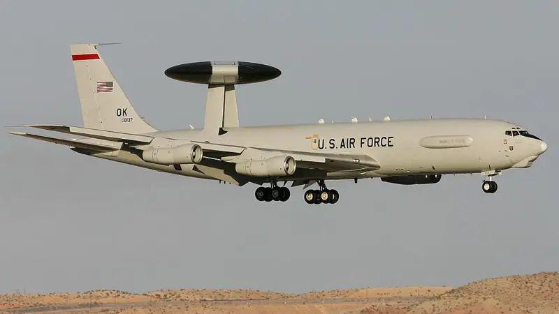 Photos show heavily damaged US radar jet at Saudi base - BBC News