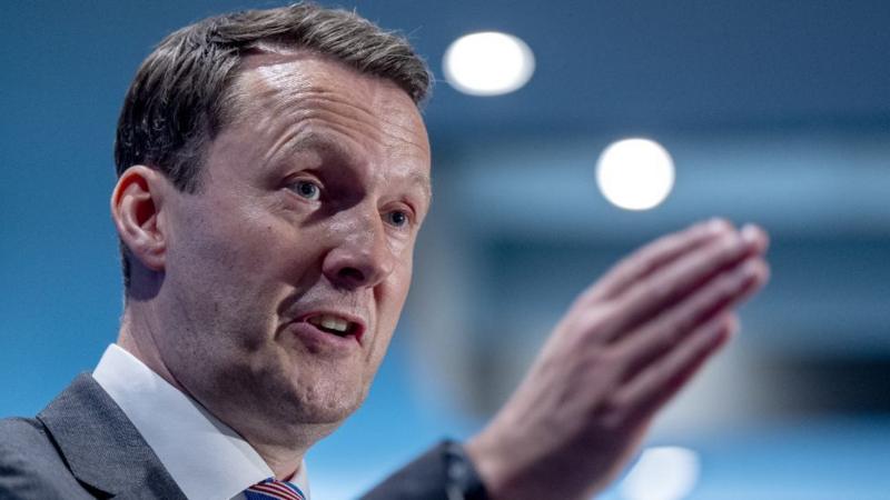 Conservative MSP Graham Simpson defects to Reform - BBC News