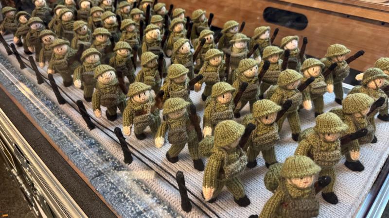 World War Two knitted exhibition The Longest Yarn goes on display - BBC ...