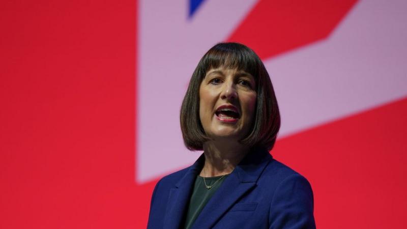 Labour's Rachel Reeves rules out increasing income tax or NI - BBC News