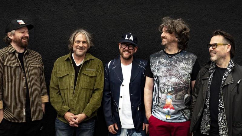 Premier League predictions: Chris Sutton v Embrace bassist Steve Firth ...