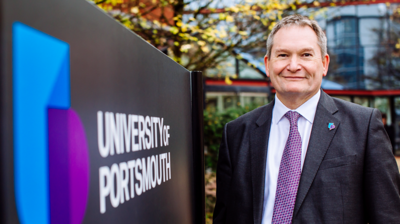 Portsmouth university criticised over vice-chancellor's pay - BBC News