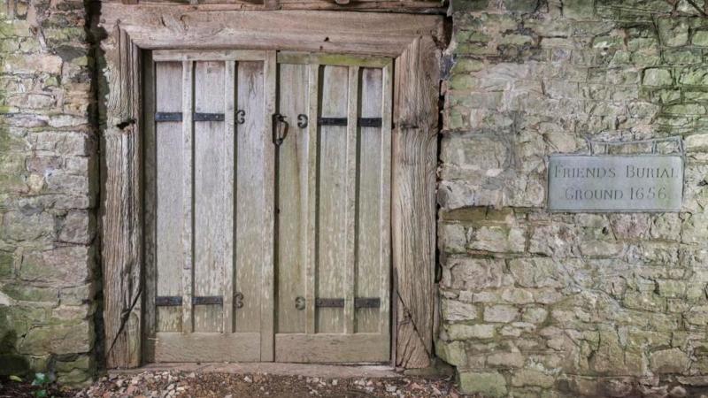 South Gloucestershire burial ground recognised for importance - BBC News