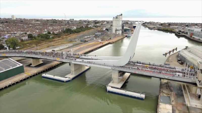 Princess Anne officially opens Lowestoft's Gull Wing Bridge - BBC News