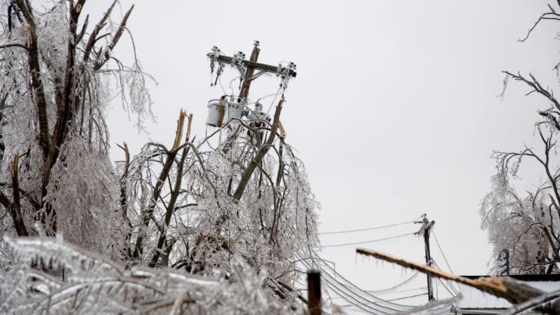 UK weather: Snow, ice and freezing rain forecast as Met Office issues ...