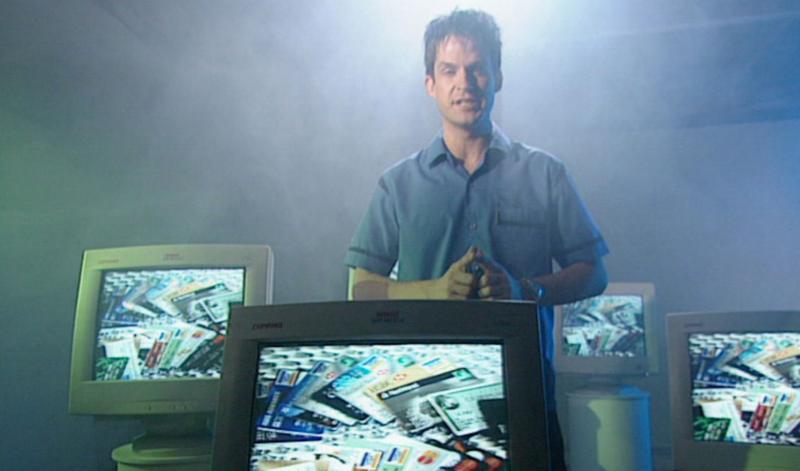 Internet safety - BBC News