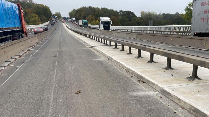 A1(M) Pontefract roadworks aim to be finished by Christmas - BBC News