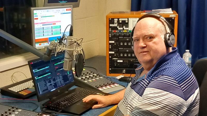 Bedfordshire hospital radio station celebrates 50 years on air - BBC News
