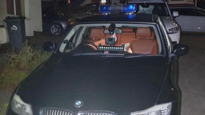 Tunstall: Car's siren leads to impersonating police arrest - BBC News
