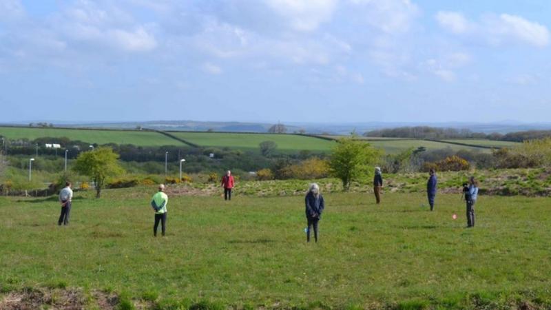 Cornwall: Unknown stone circle found in Cornwall - BBC Newsround