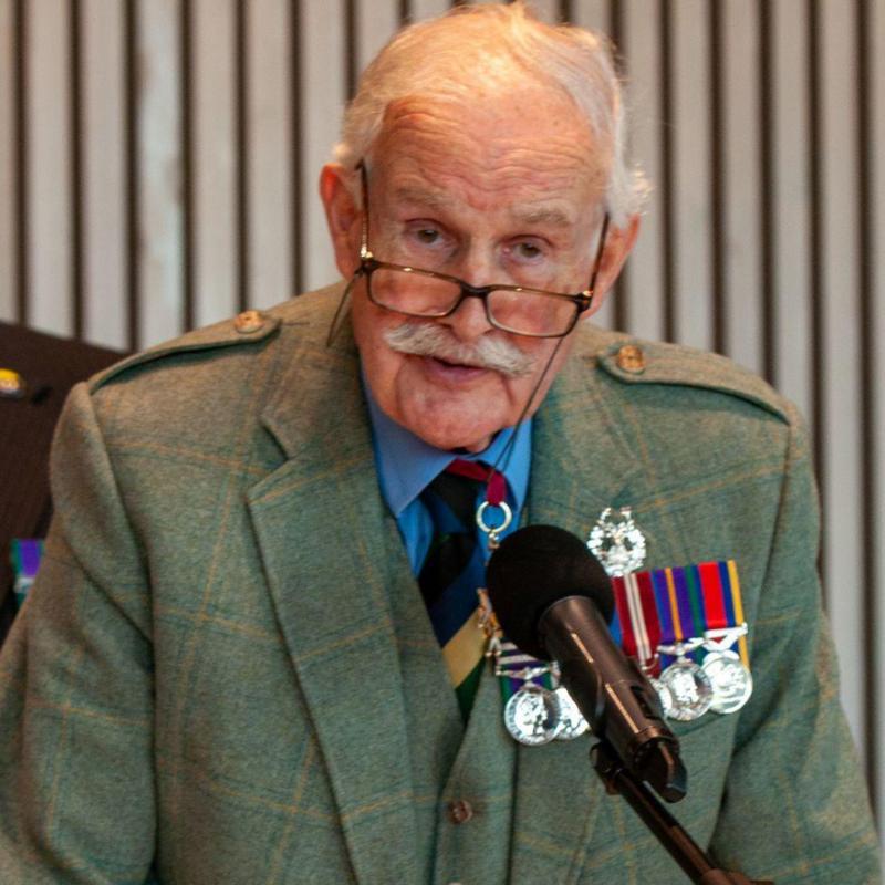 Sir Peter Graham: Funeral of last Colonel of Gordon Highlanders - BBC News