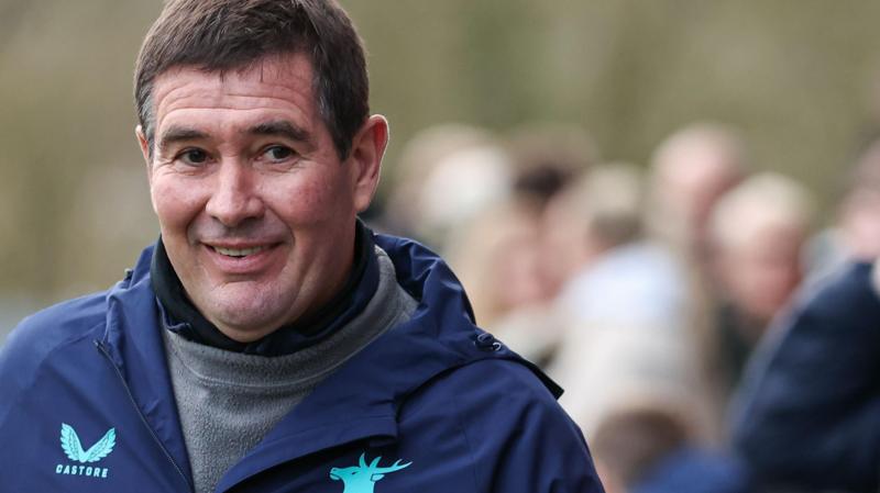 Nigel Clough: Mansfield Town boss in talks to extend contract - BBC Sport