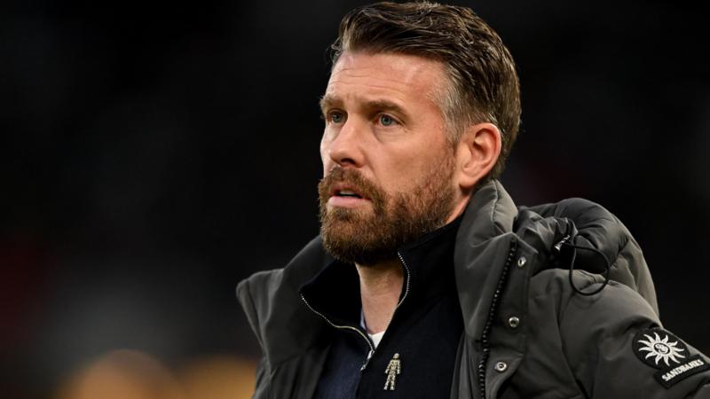 Rob Edwards: Luton Town manager leaves after four straight losses - BBC ...