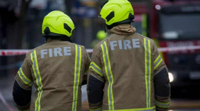 UK weather: Thunderstorm warning after storms hit UK overnight - BBC News