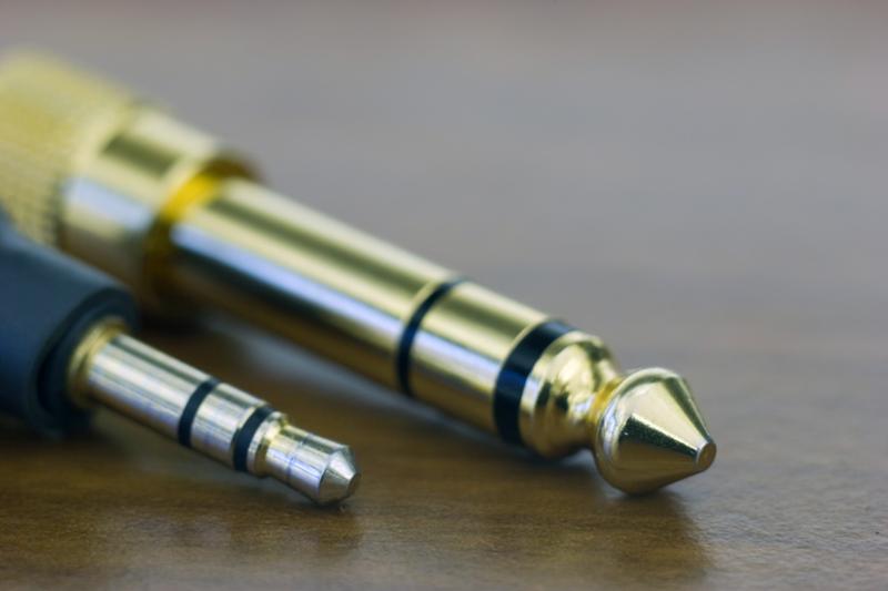 The 19th Century plug that's still being used - BBC News