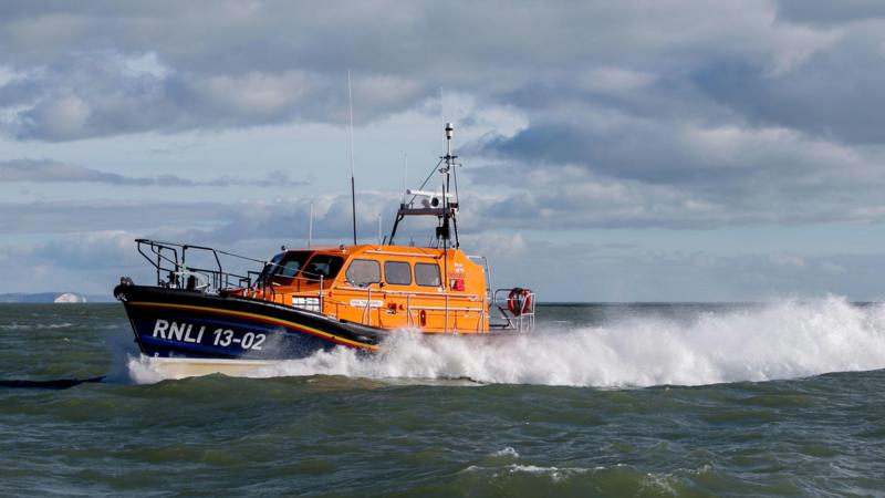 Shannon-class lifeboat comes into service at RNLI Clacton - BBC News