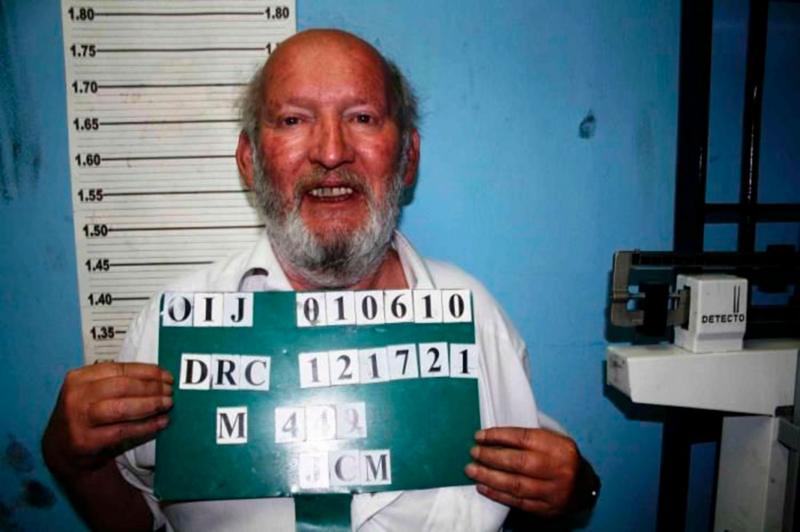 PIP breast implant rupture left York woman in 'constant pain' - BBC News