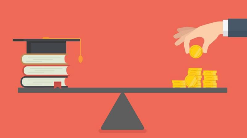 Here's what you should know about student debt - BBC News