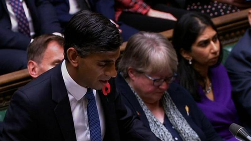 Widower's parental leave campaign raised with PM - BBC News