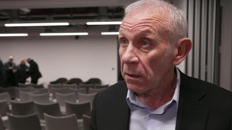 David May: Former Man Utd defender tells of dementia fear - BBC News