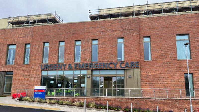 Scarborough: First look inside new A&E department at hospital - BBC News