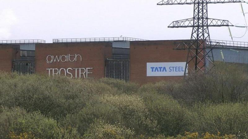 Steel plant explosion: Two burned at Tata in Port Talbot - BBC News
