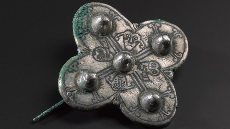Viking-age treasure hoard goes on show in Aberdeen - BBC News
