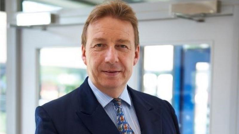 How giant digital adverts could soon be in our cities - BBC News