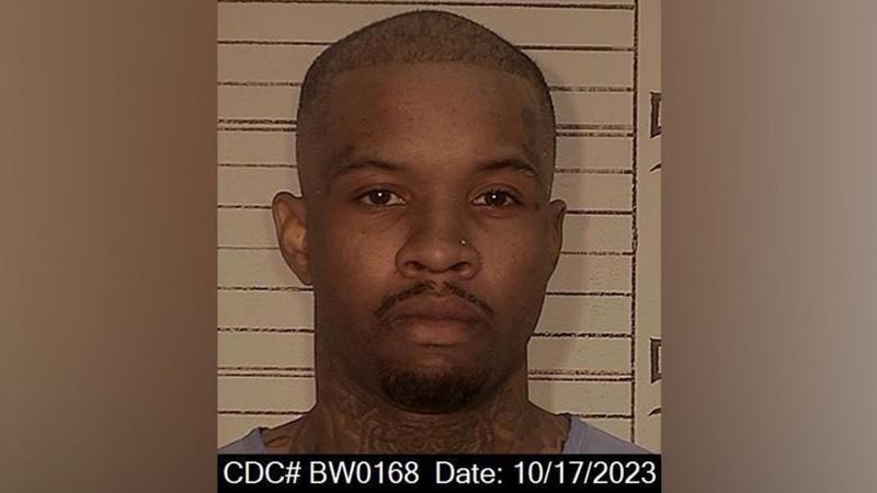 Tory Lanez: Rapper stabbed 14 times in prison California prison - BBC News
