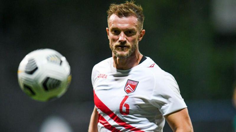 Scott Wiseman on coaching Gibraltar's men's and women's teams - BBC Sport