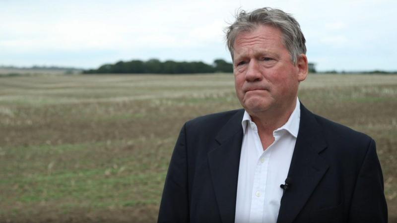 Former Kent Conservative MP defects to Reform - BBC News