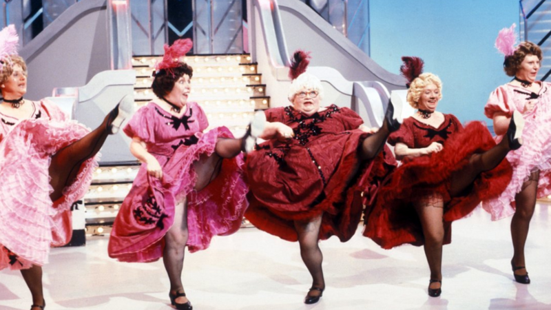 Mo Moreland: Tributes paid after Roly Polys lead dancer dies aged 87 ...