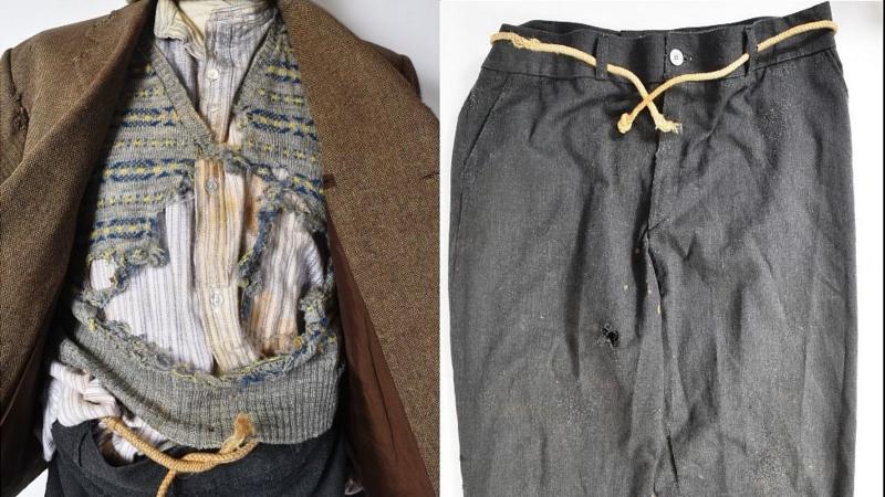 Compo costume from Last of the Summer Wine up for auction - BBC News