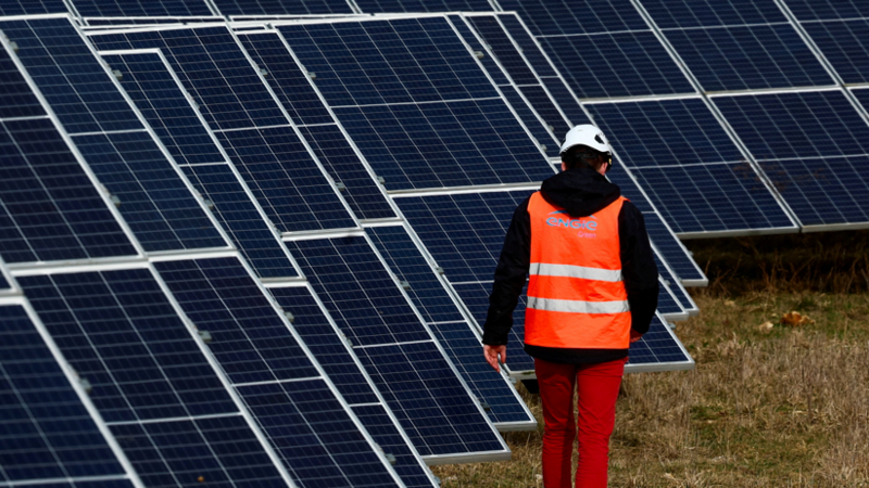 Solar farms: What next for Norfolk? - BBC News