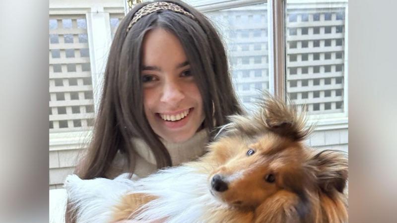 Tributes to Mike and Hannah Lynch as family speak of shock - BBC News