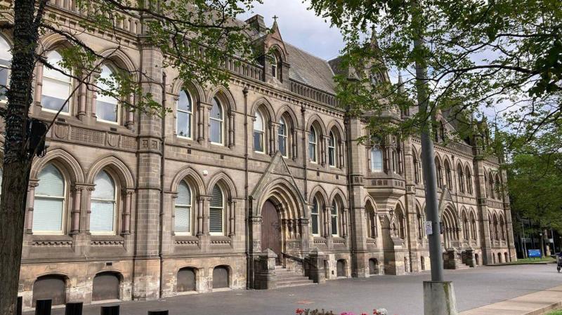 Middlesbrough councillors complain about lack of planning work - BBC News