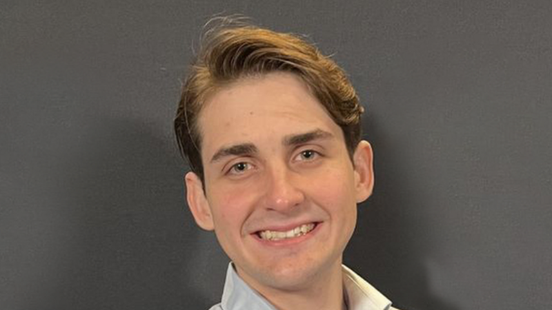 Taylor Sheesh: The Taylor Swift drag tribute dazzling Asia - BBC News