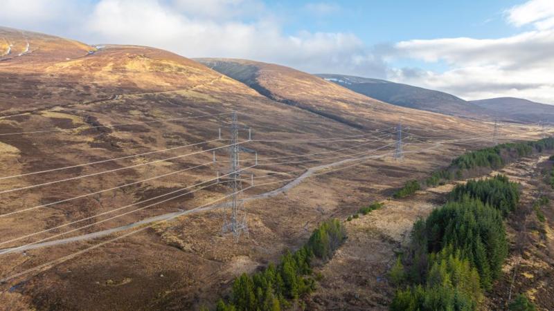 Beauly to Peterhead overhead power line application submitted - BBC News