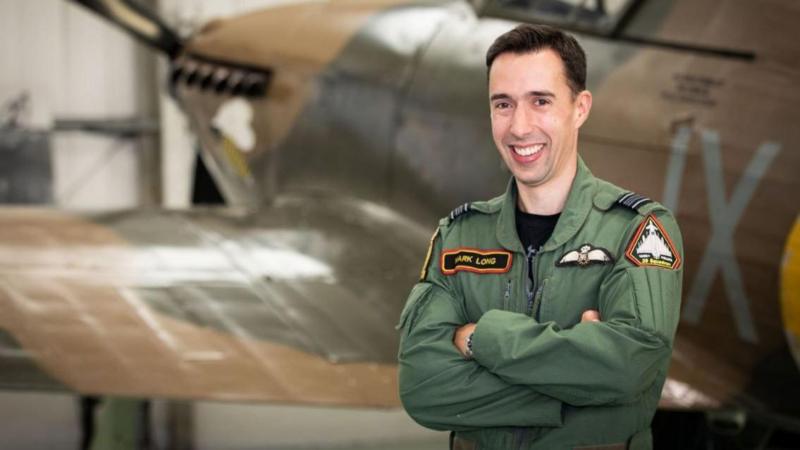 'Poignant' funeral and flypast for Spitfire crash pilot Mark Long - BBC ...