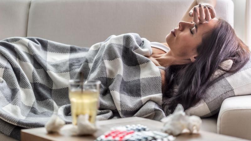 Do hospital masks mean Covid is making a comeback? - BBC News