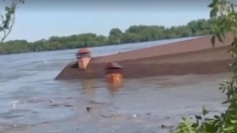 Ukraine dam: Thousands flee floods after dam collapse near Nova ...