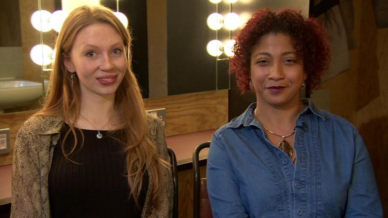 Juliet becomes Julius in Shakespeare's love story - BBC News