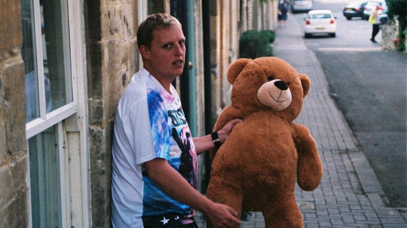 Michael Sleggs: 'Utterly unique' This Country star dies aged 33 - BBC News