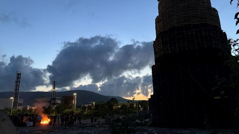 Asbestos fragments found in five places near south Belfast bonfire ...
