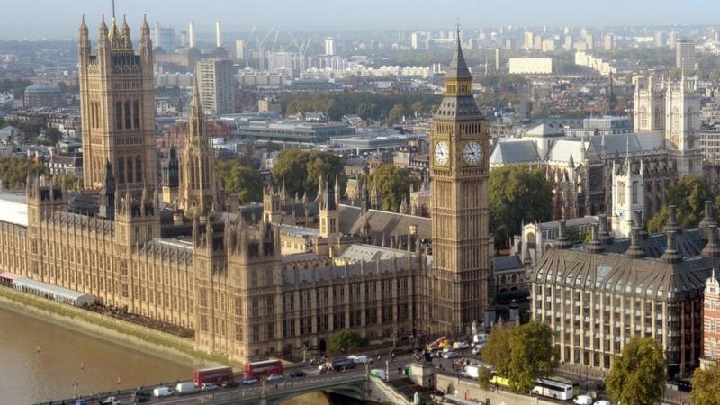 Boundaries of five Northern Ireland constituencies to change - BBC News