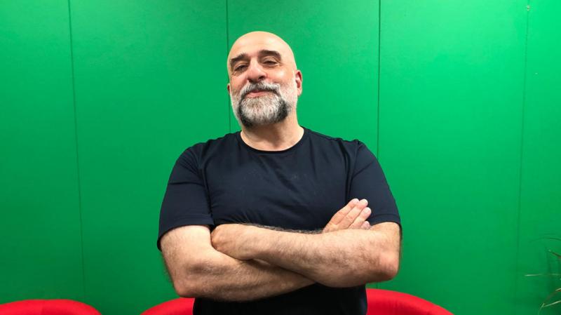 Actor Omid Djalili hopes to get Ed Sheeran in Ipswich sitcom - BBC News