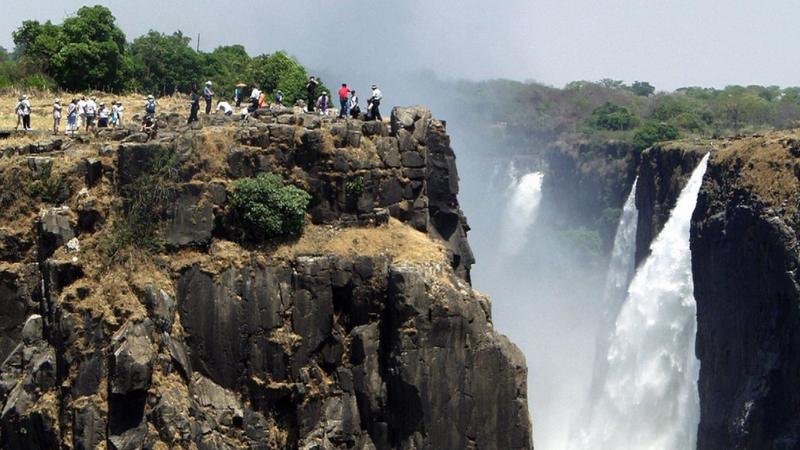 Zambia profile - full overview - BBC News